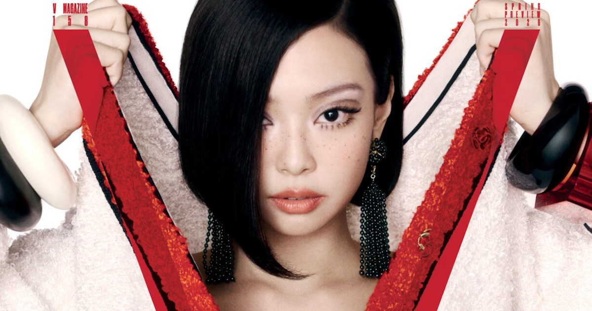 Jennie brings a sense of retro glam on V Magazine's spring preview 2026 ...