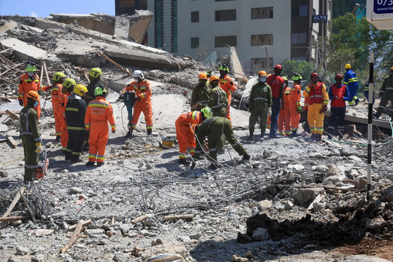 A tall building under construction collapses in Nairobi, with 4 ...