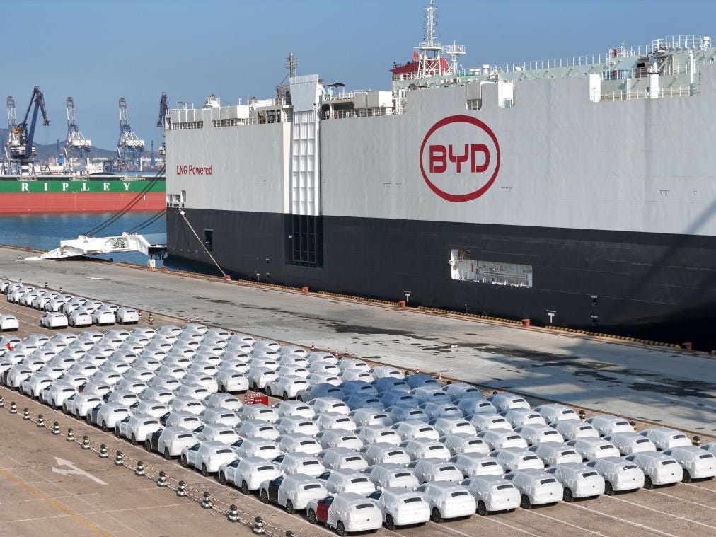 BYD has officially taken Tesla's crown and become the world's largest ...