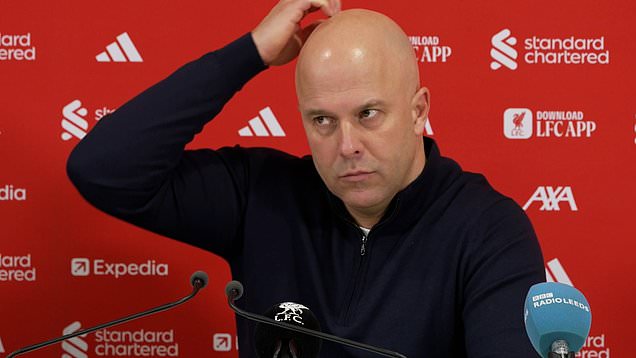 Arne Slot gives Joe Gomez and Wataru Endo injury update after Leeds draw