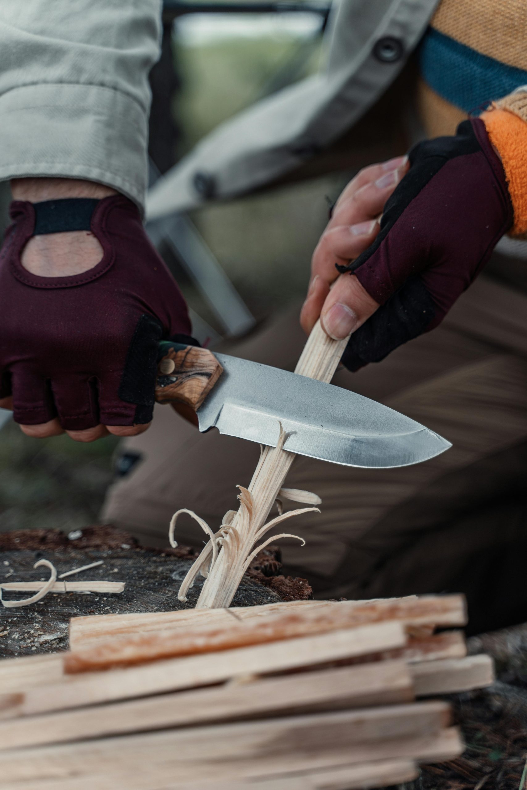 9 knife tricks every outdoorsman should know
