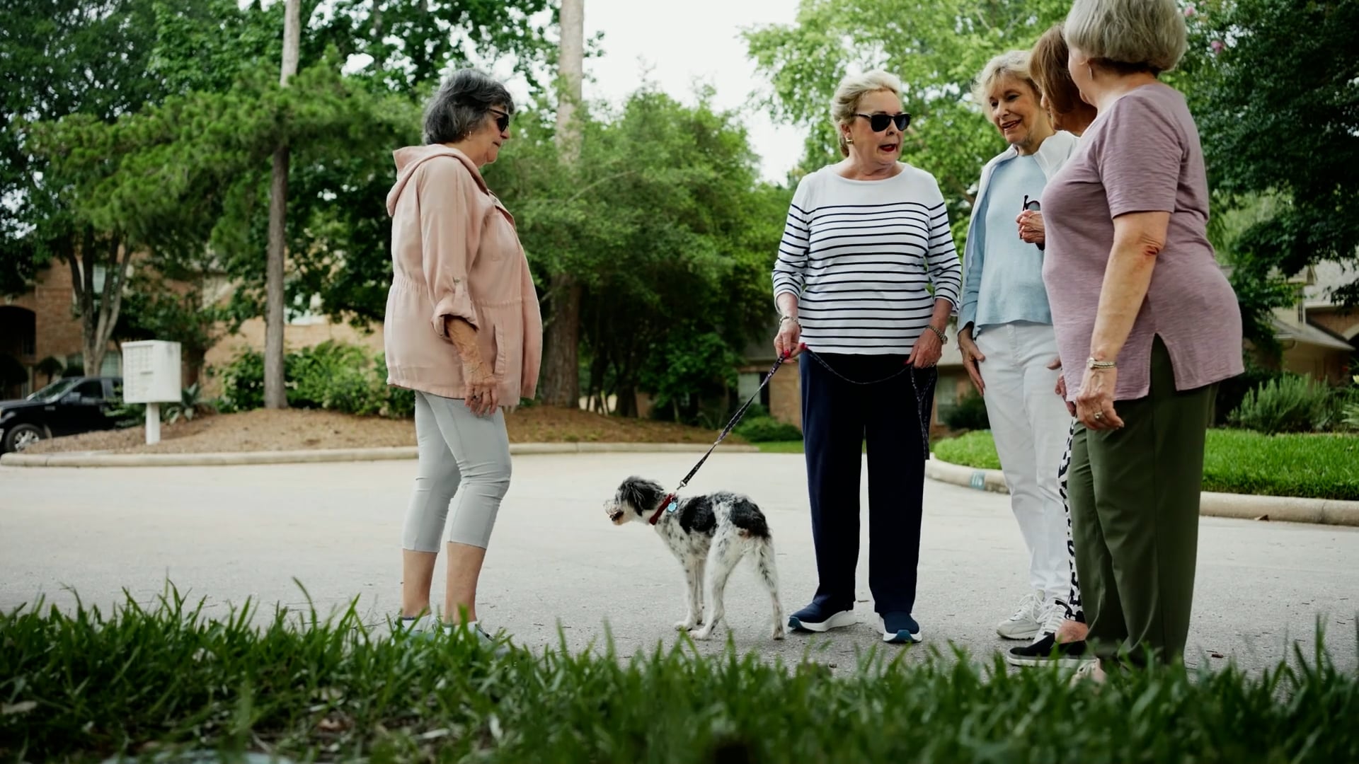 Survey: Being neighborly boost happiness levels