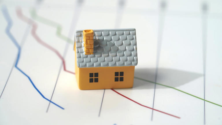 What are today's mortgage interest rates: January 2, 2026?