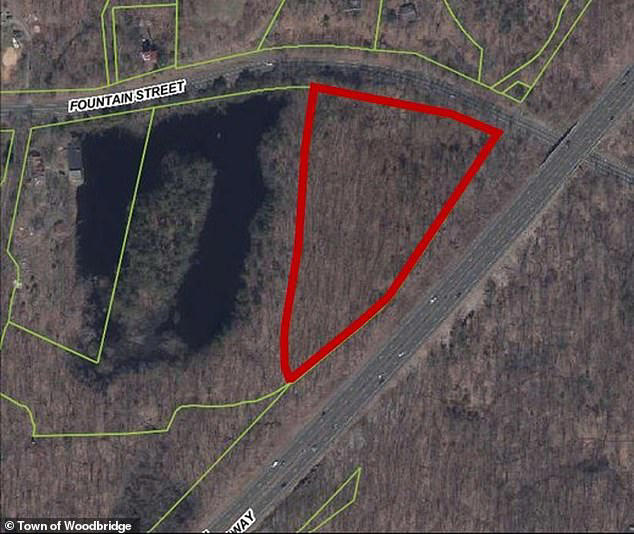 Wealthy Connecticut town up in arms over plans to build enormous new ...