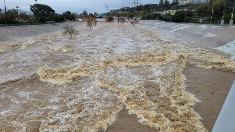 California braces for flash floods as heavy winter storms move in