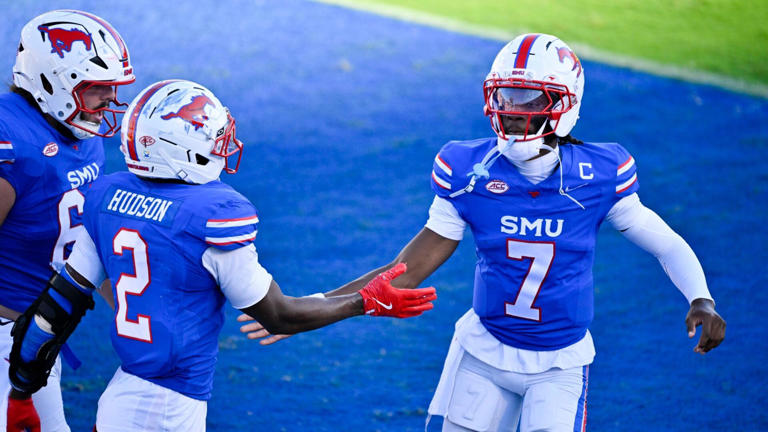 2025 college football bowl picks, best bets, odds, predictions: Model ...