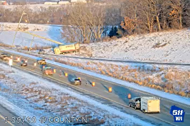Semi crashes into power pole near McFarland causing I-39/90 closures