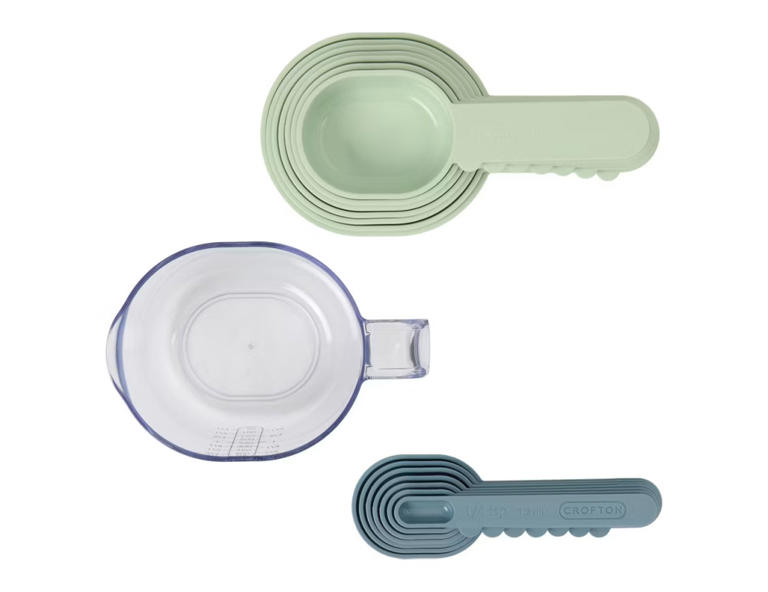 Shoppers say this 15-piece Aldi kitchen set makes cooking effortless