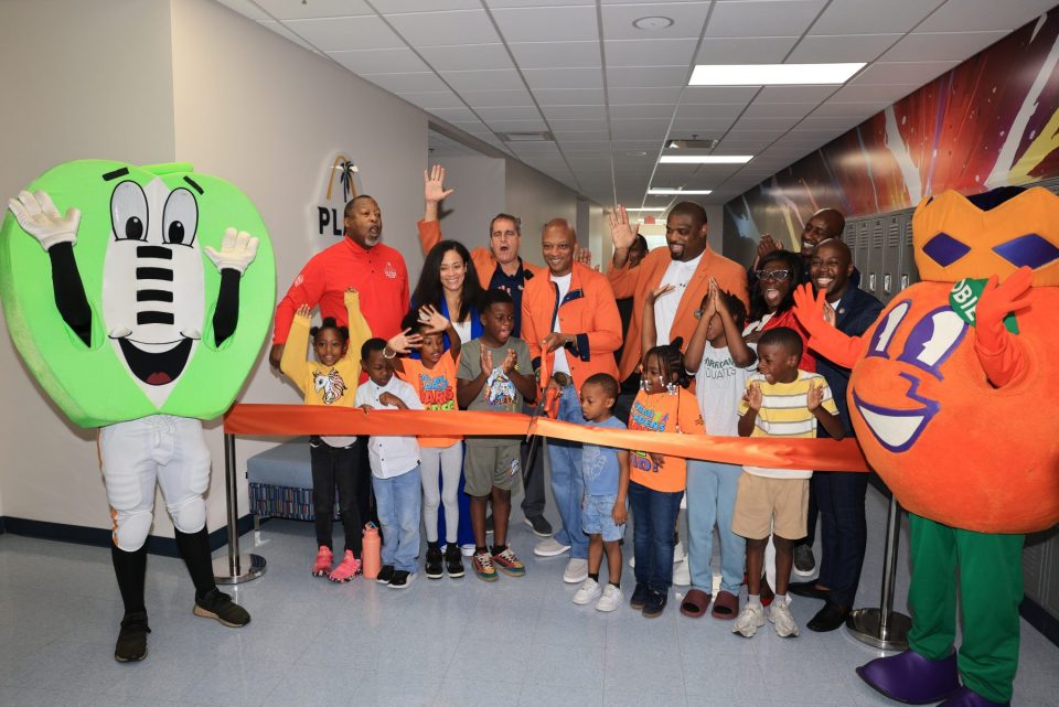 AutoNation and Orange Bowl Committee unveil new $600,000 STEAM center ...