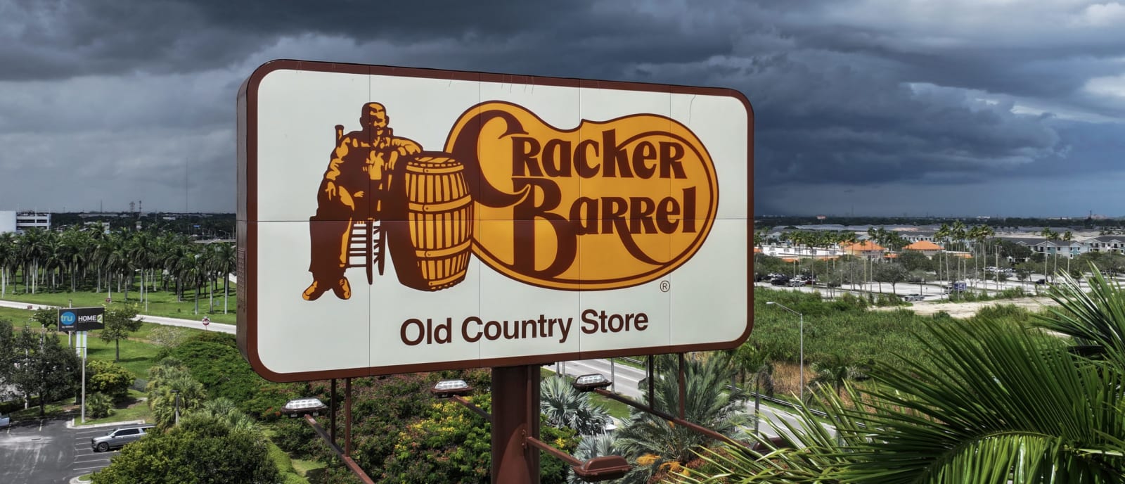 Customers enraged as Cracker Barrel makes another disastrous move