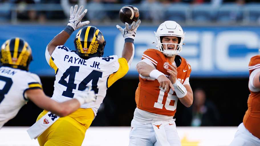 Texas Longhorns survived controversial officiating in bowl win vs. Michigan