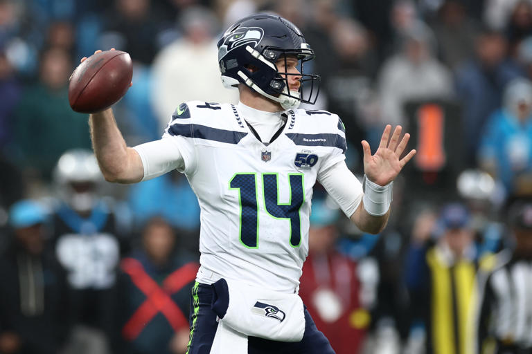 The Seahawks don’t know if Sam Darnold will be OK to start against the ...