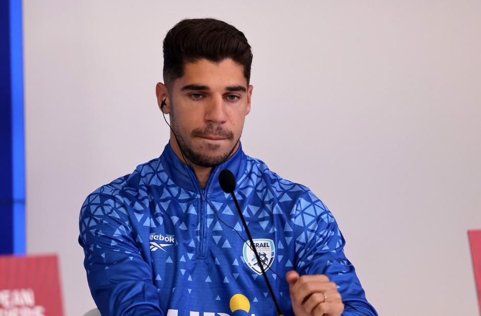 Odio pure nel calcio, sinistra contro l'israeliano Solomon alla ...