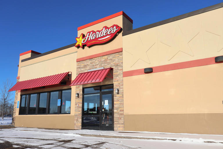 St. Cloud man accused of financial fraud at Dairy Queen, Hardee's