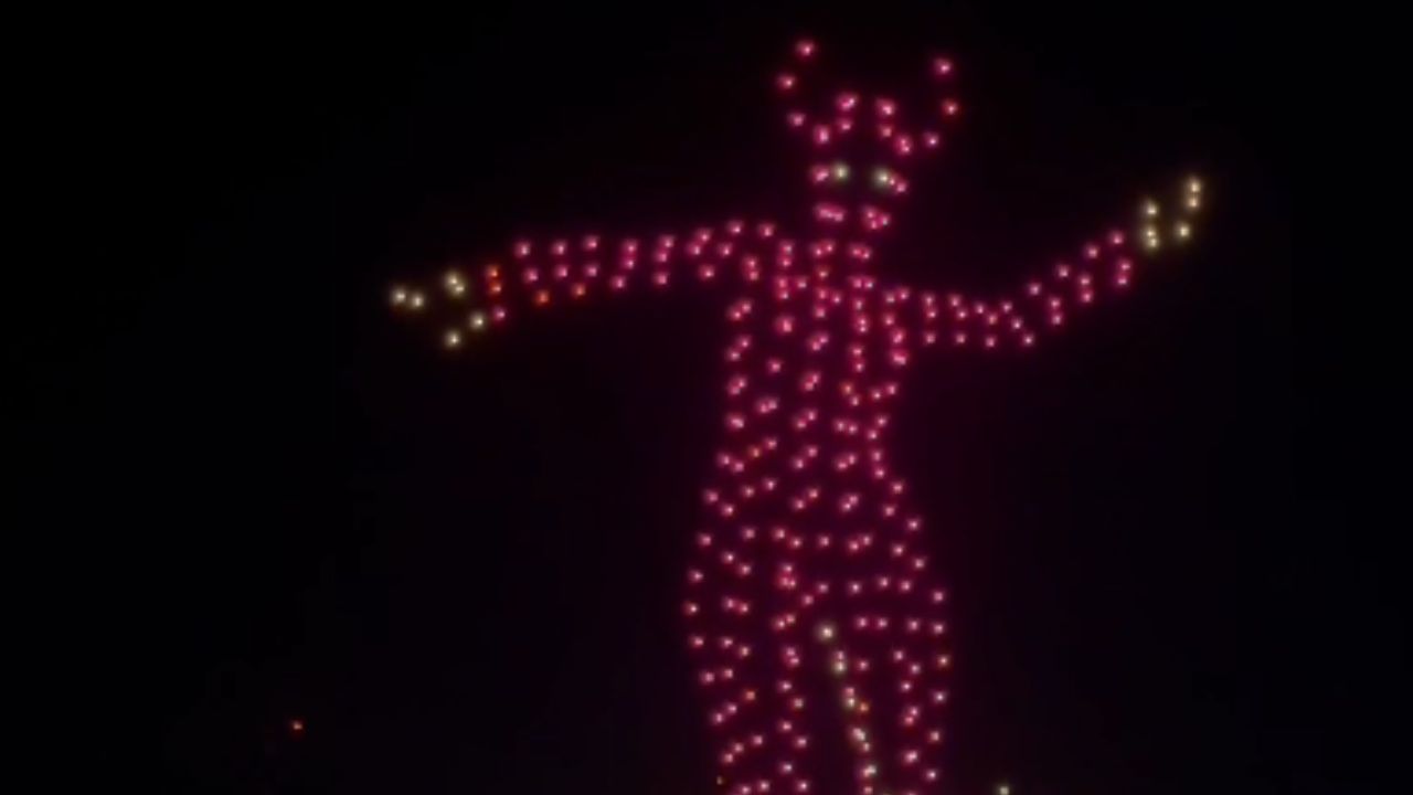 Incredible drone and firework collaboration creates an unforgettable ...