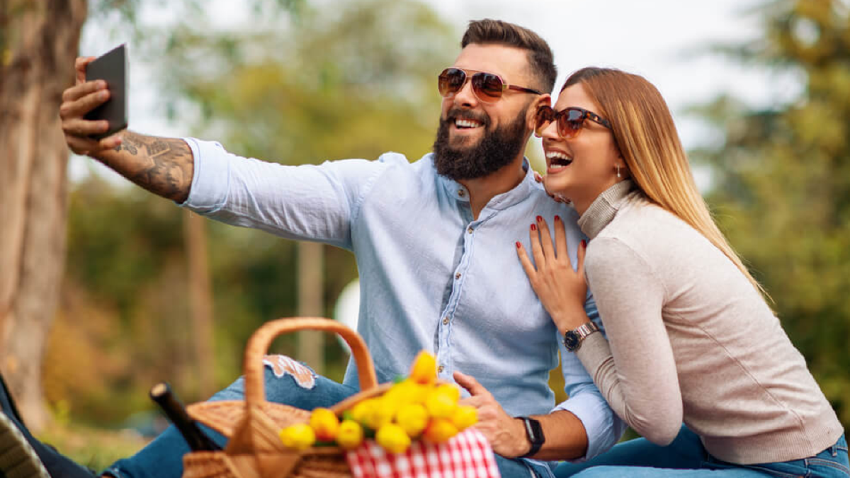 6 Real Reasons Women Over 30 Are Folding the Hand on Modern Dating