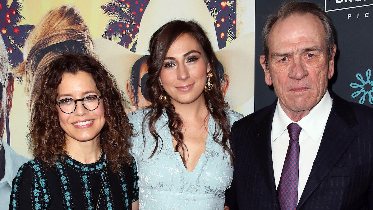 Victoria Jones, daughter of Tommy Lee Jones, dead at 34