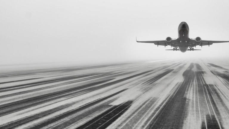 Dangerous storm shuts down JFK and LaGuardia—thousands stranded as 2 ...