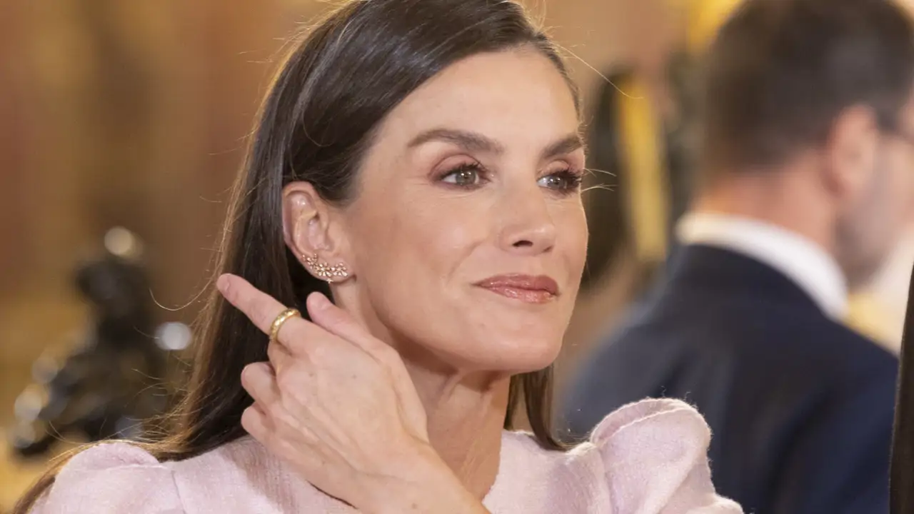 La joya perdida de Letizia que durante años durmió en el joyero de la ...
