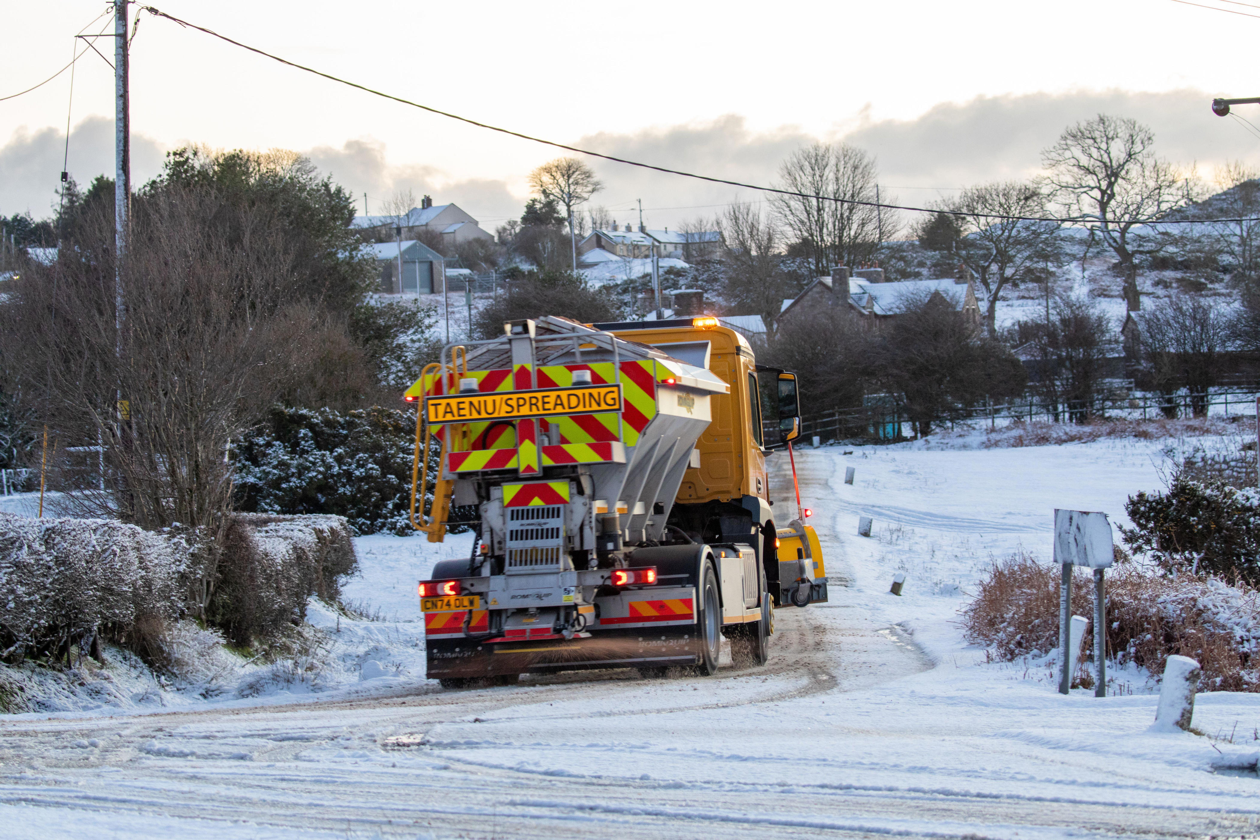 3 important car checks before driving in cold weather