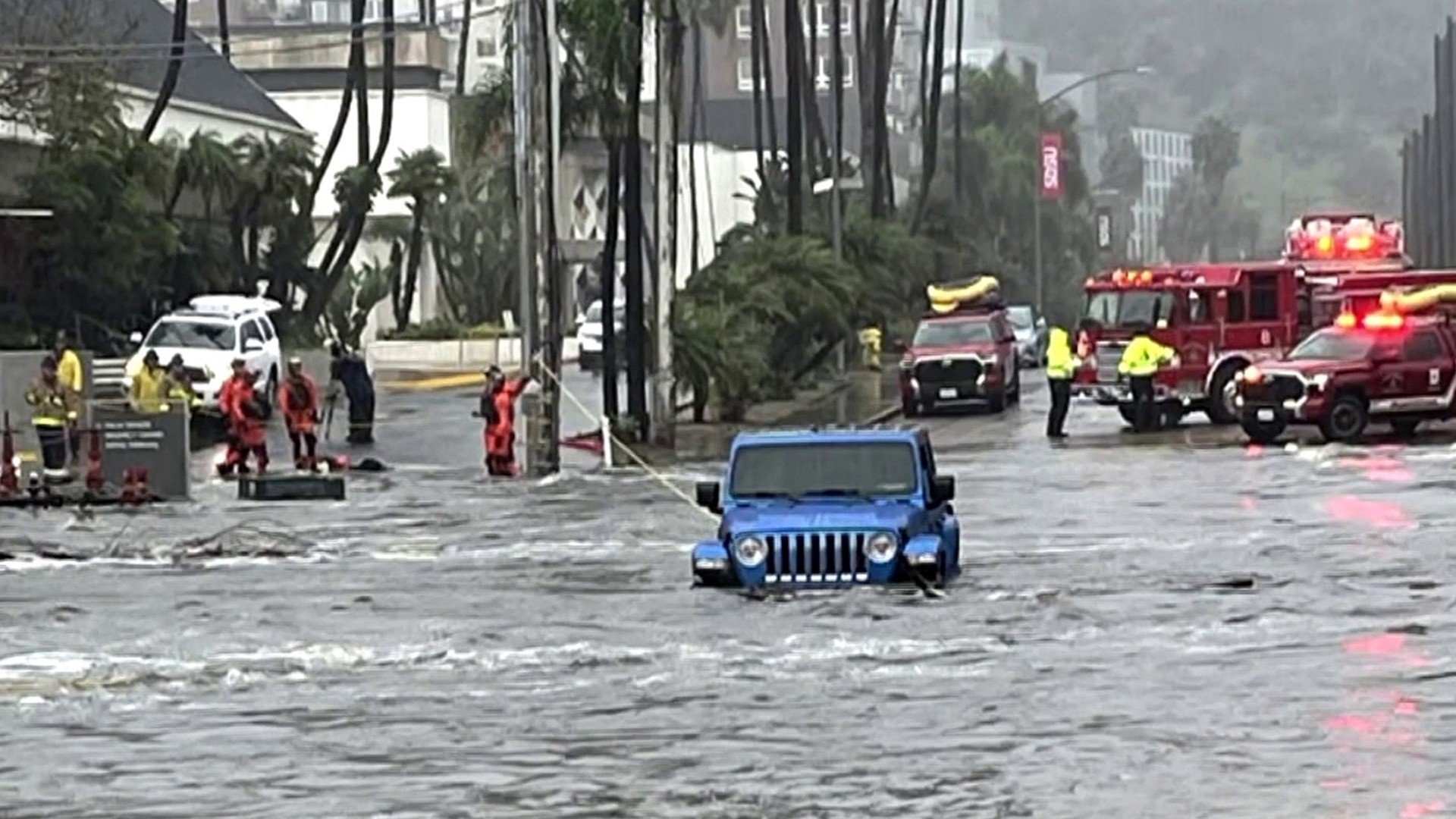 Severe weather impacts end of record-setting holiday travel