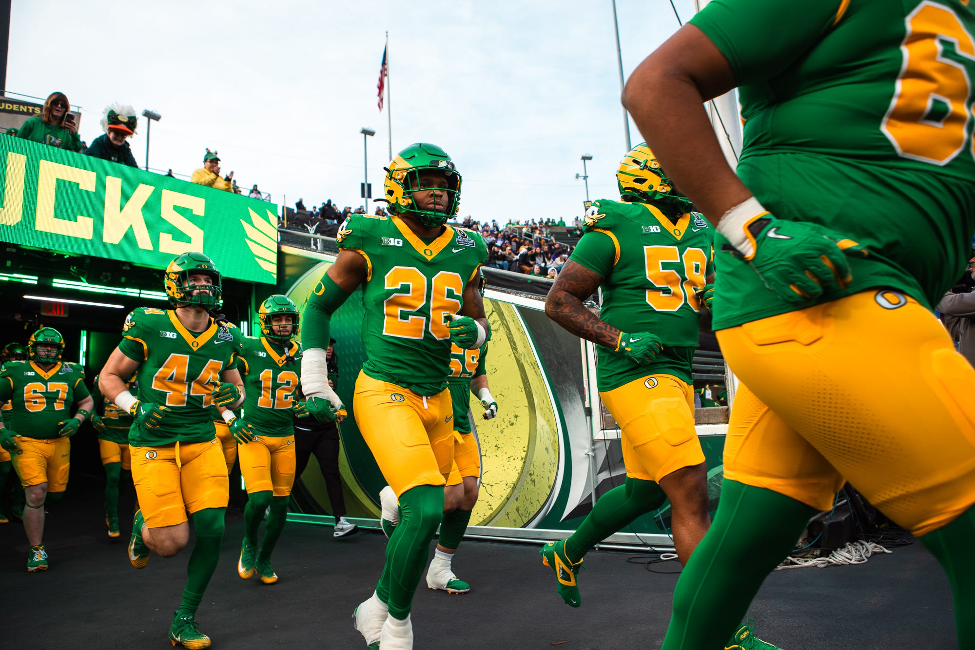 Ranking the Oregon Ducks' top transfer portal needs in 2026