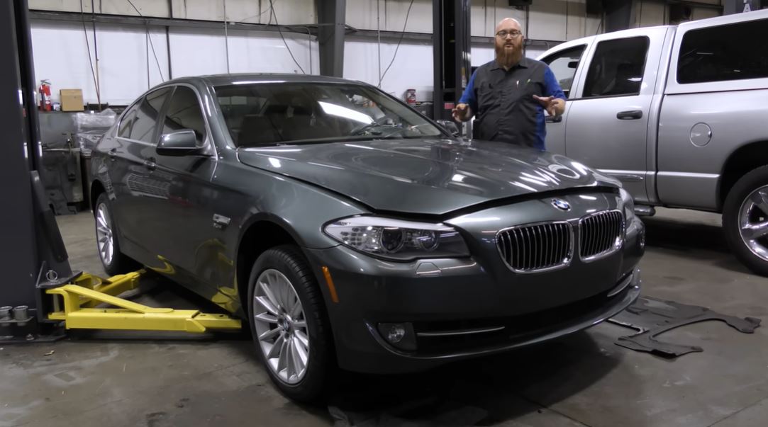 Two unrelated issues found at the same time on a BMW 535i