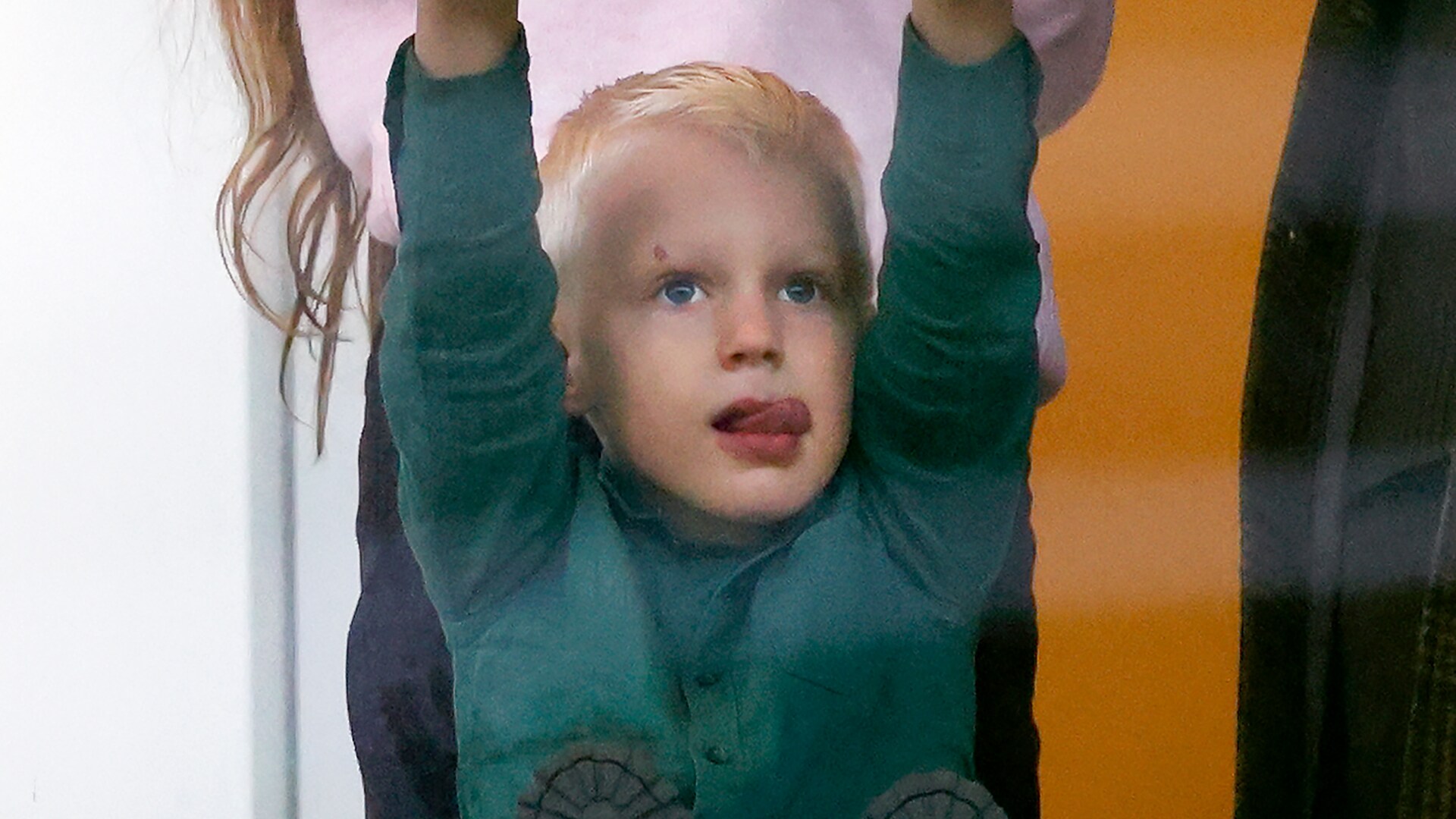 Mit coolem Detail zeigt Lucas Tindall, dass er nach Mama Zara kommt