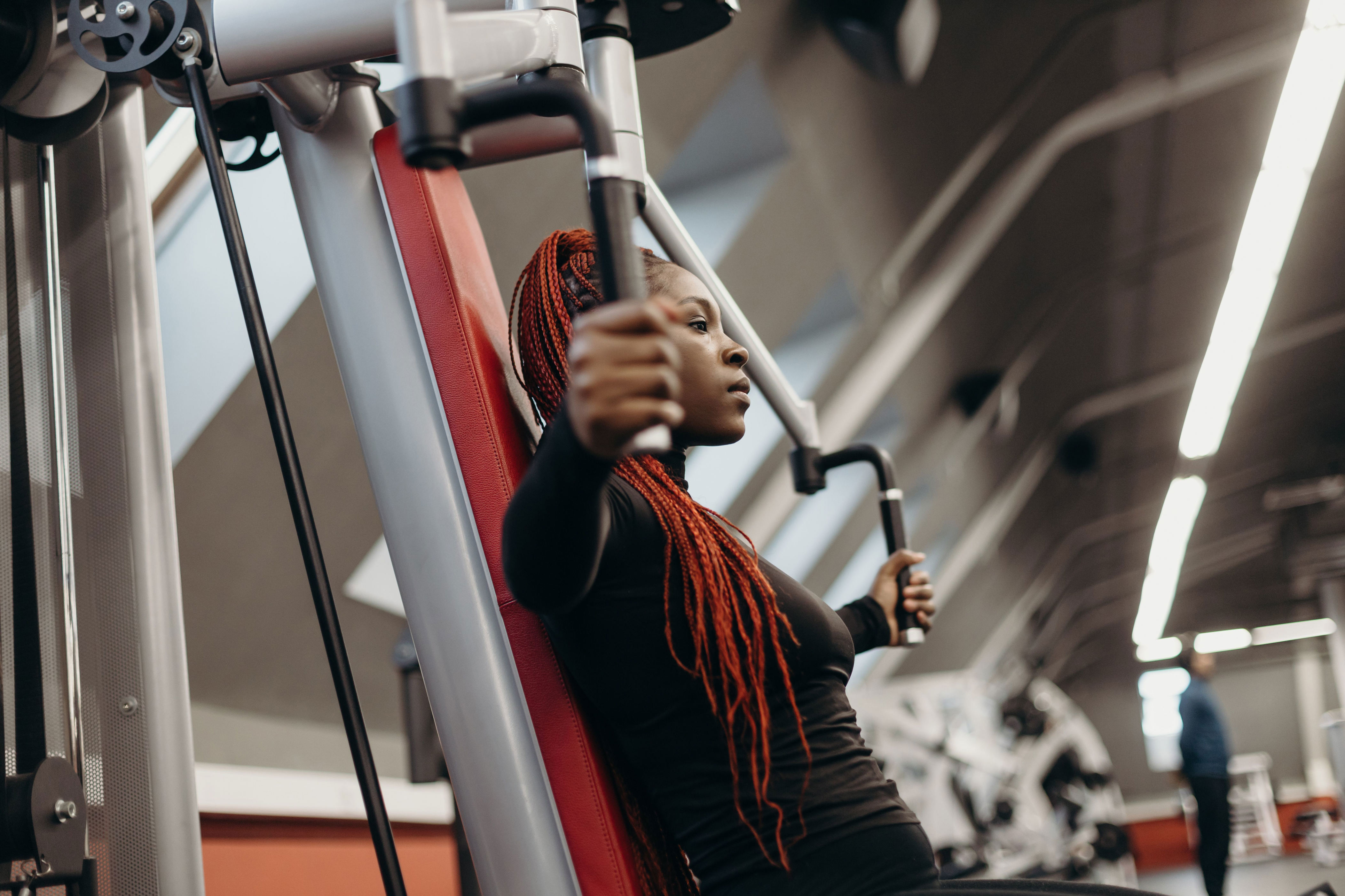 How to get a full-body workout with weight machines at the gym