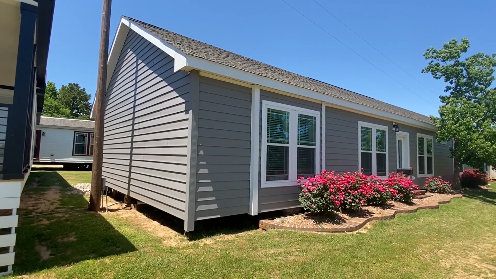 Schel by Deer Valley Homebuilders | 4 bed, 3 bath mobile house tour