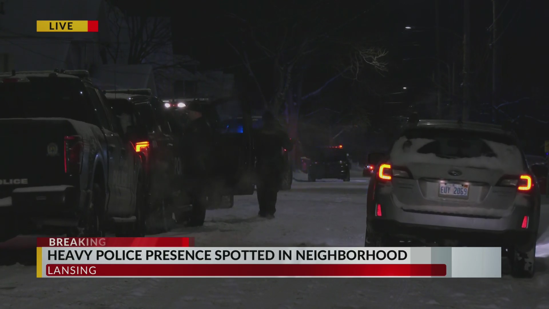Heavy police presence spotted in Lansing neighborhood