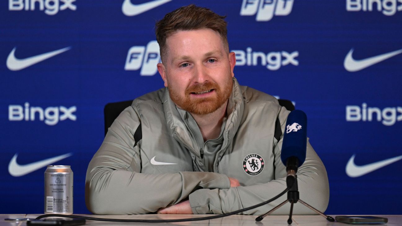 Who is Calum McFarlane? What is Chelsea caretaker manager's link to Man ...