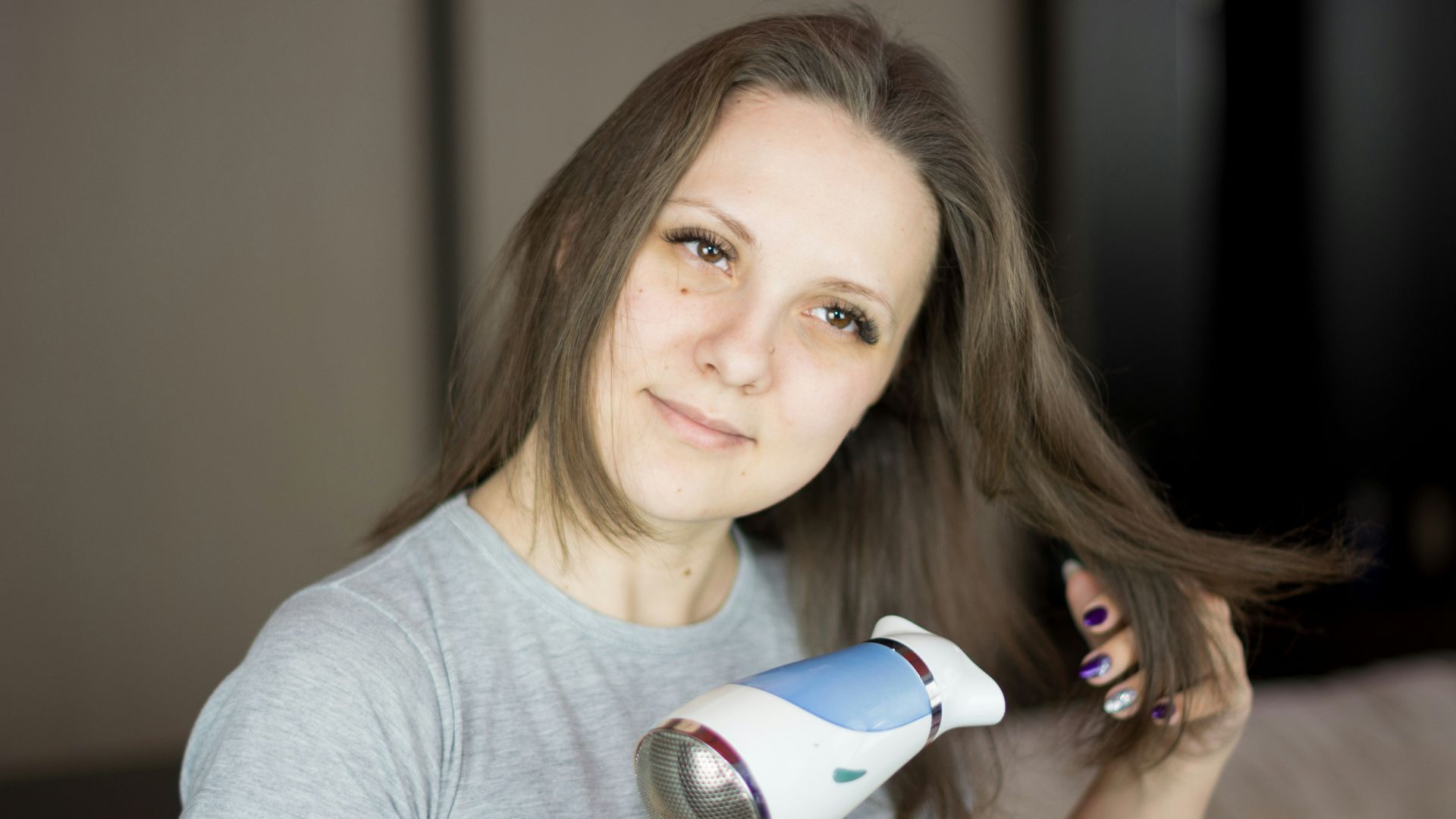 10 signs you should cut your hair short & 10 you should keep it long