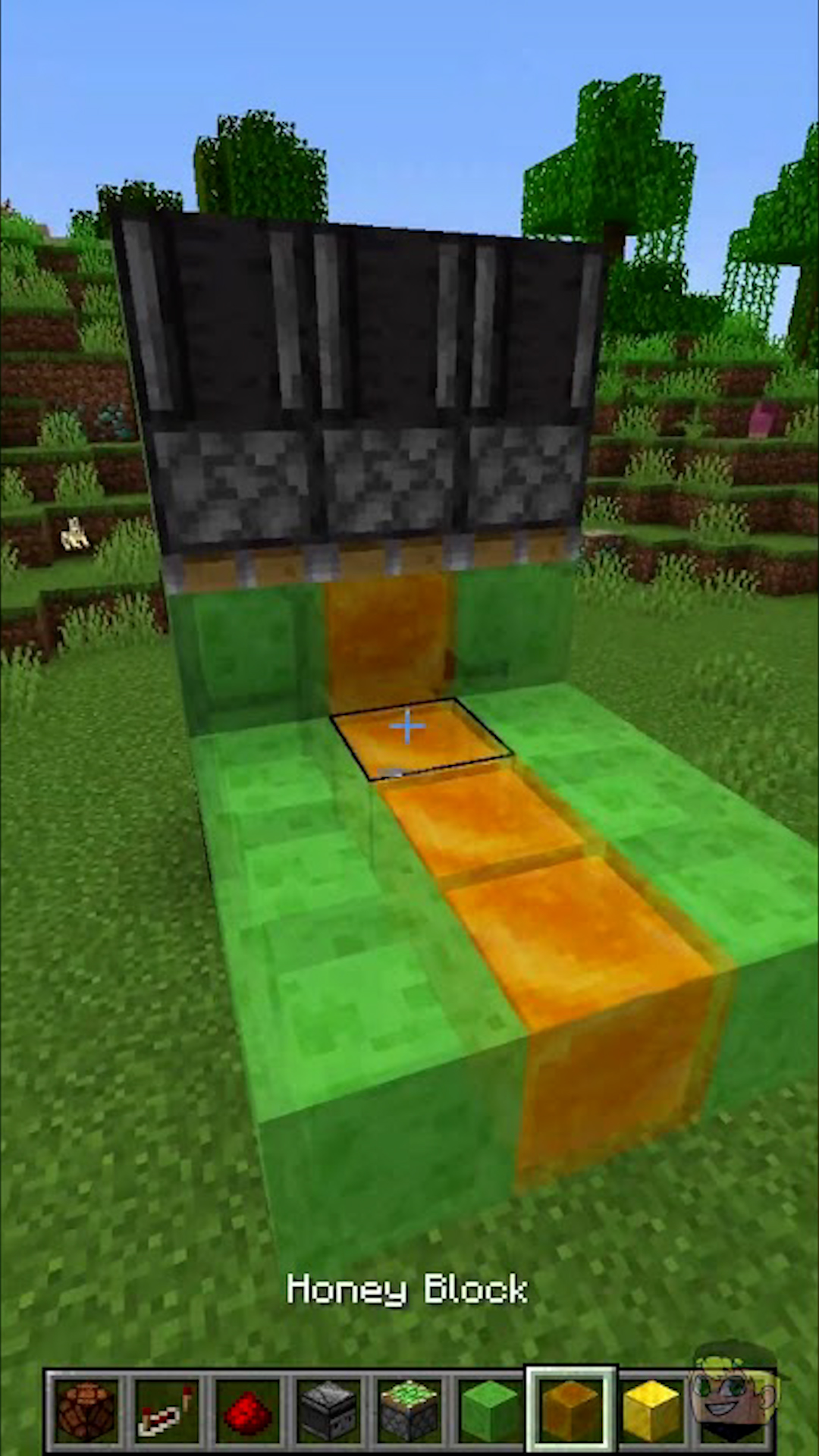 How to build a 3x3 elevator in Minecraft