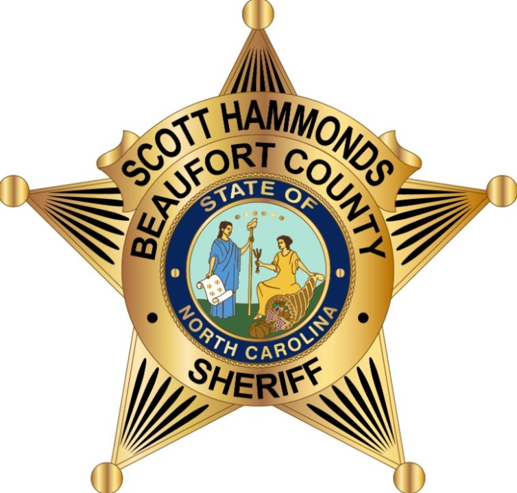 Beaufort County deputies reunite missing juvenile with family