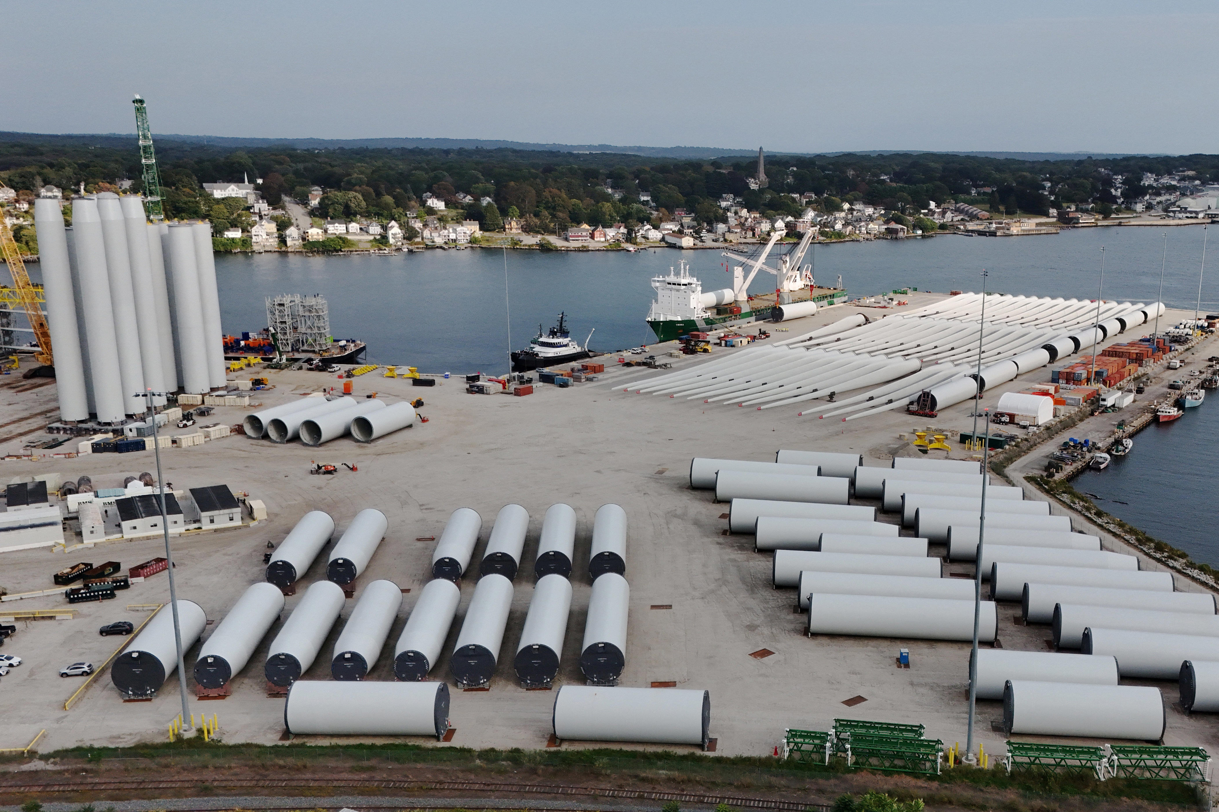 Revolution Wind again wins federal court order lifting stop-work order