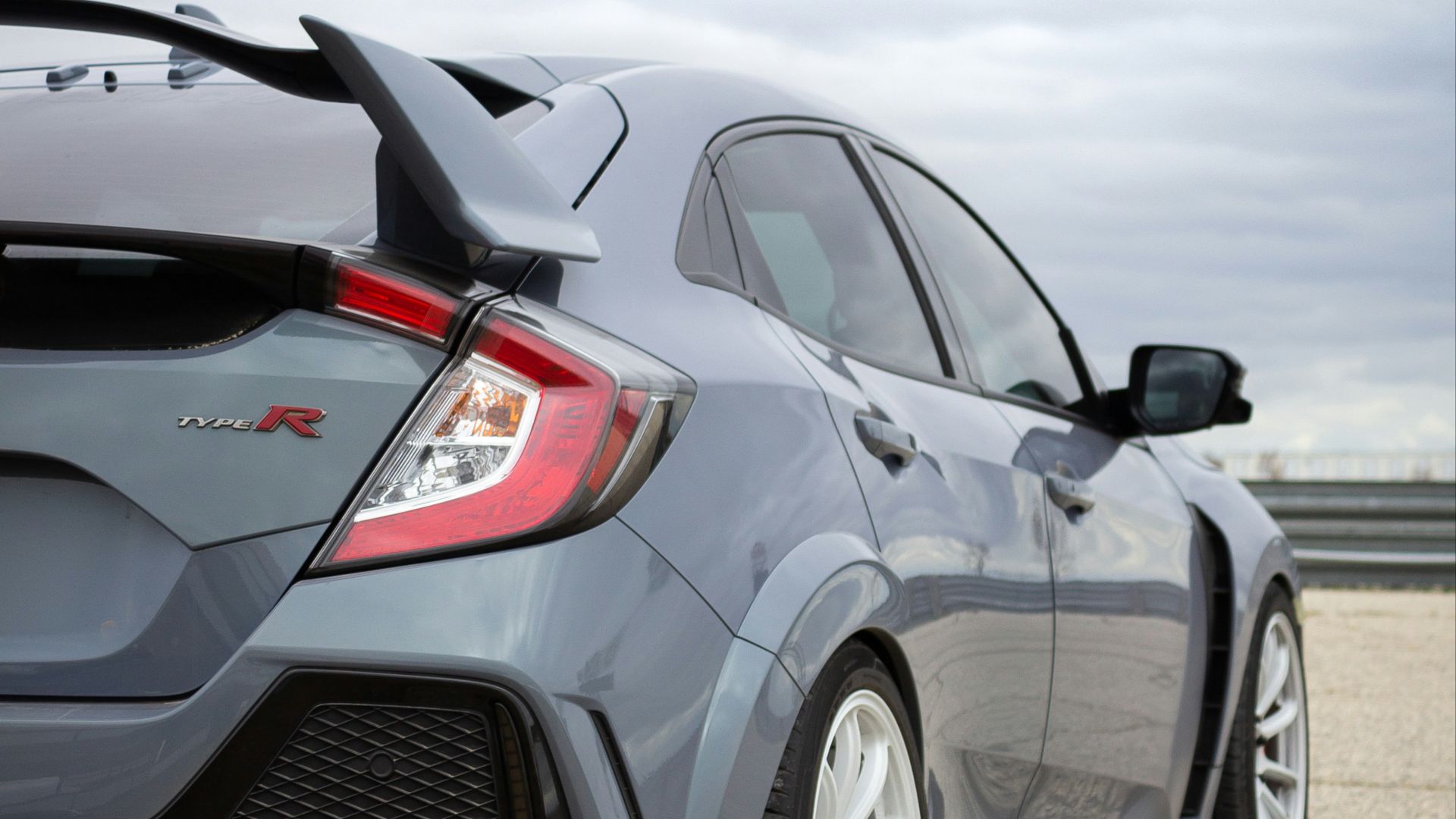 10 signs you'll be happy with a Honda Civic & 10 that say you need ...