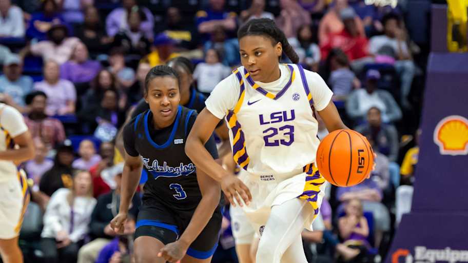 Kim Mulkey says where MiLaysia Fulwiley needs 'growing up' after LSU loss