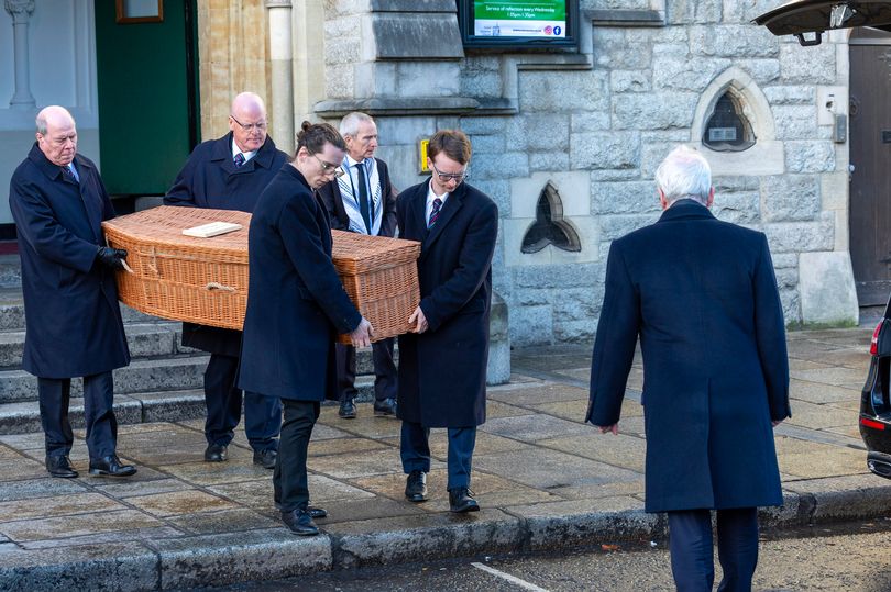 Fair City star David Heap laid to rest as mourners told of 'kind ...