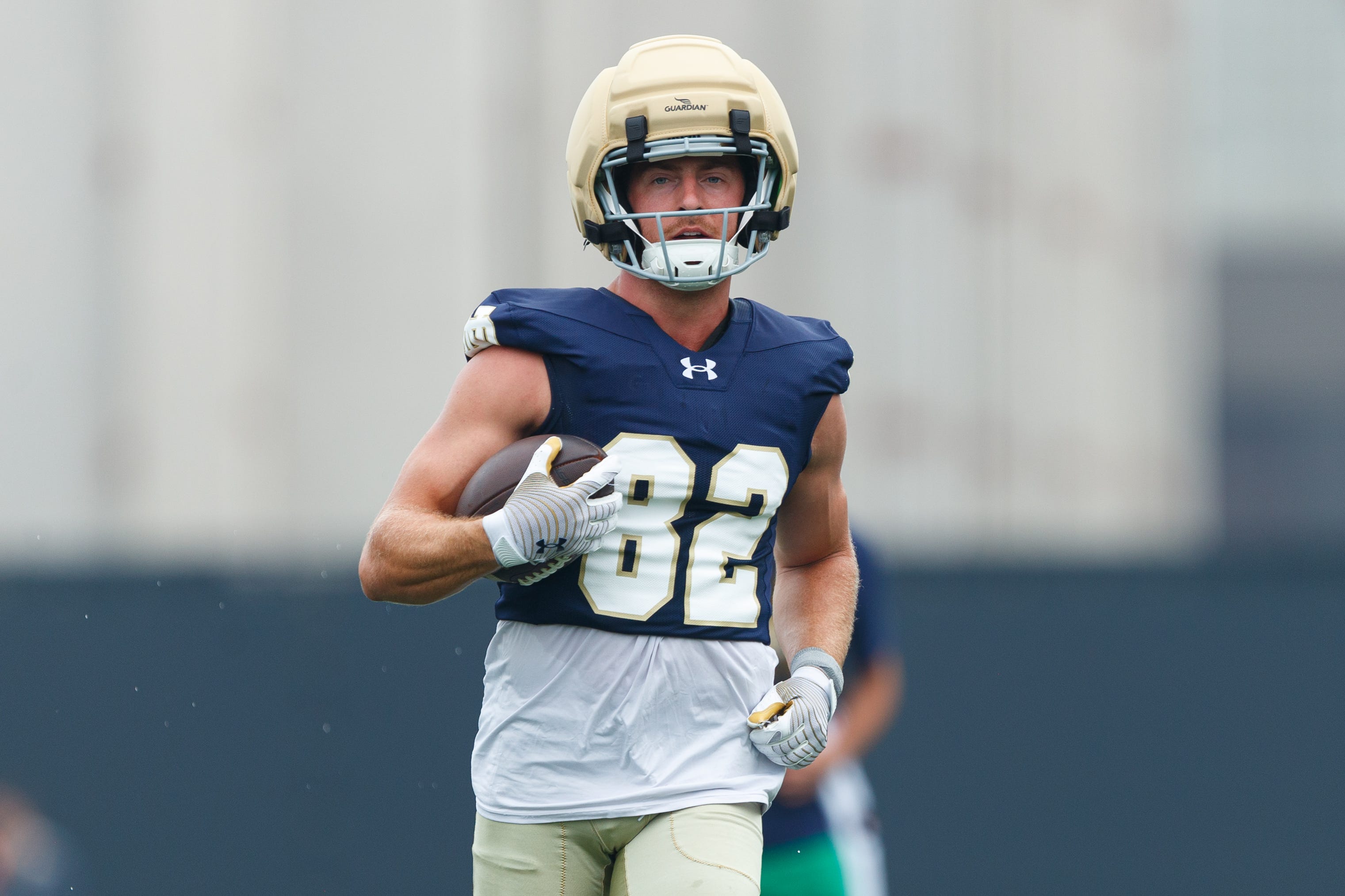Two Notre Dame wide receivers enter transfer portal