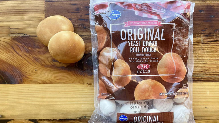 5 store-bought frozen dinner rolls ranked worst to best