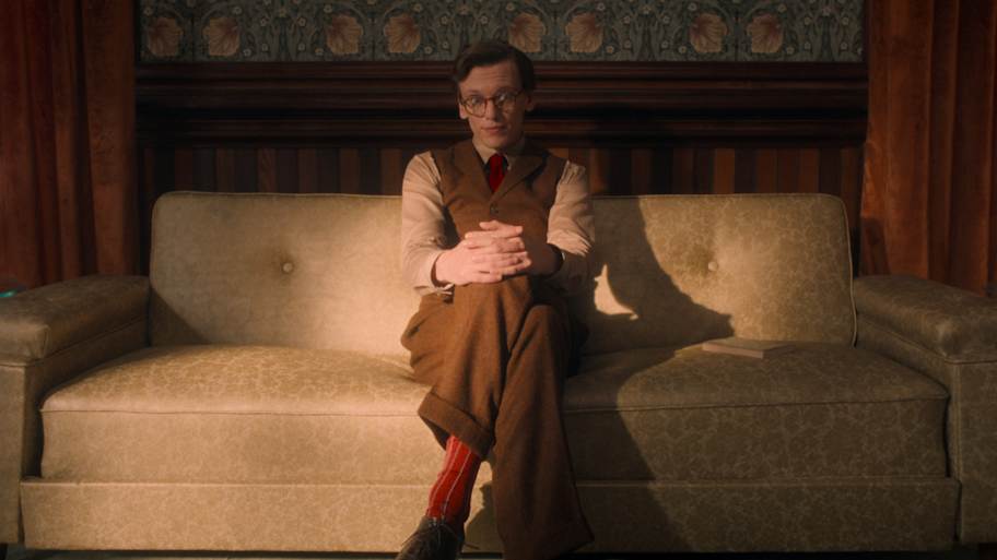 Stranger Things creators explain why Joyce and Hopper never referenced ...