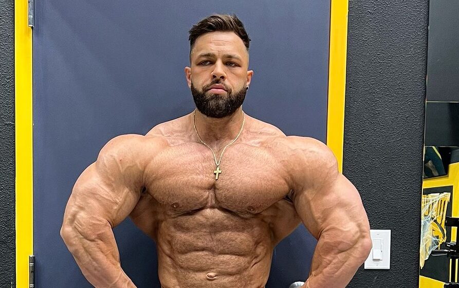 15 active bodybuilders with best arms in the sport right now