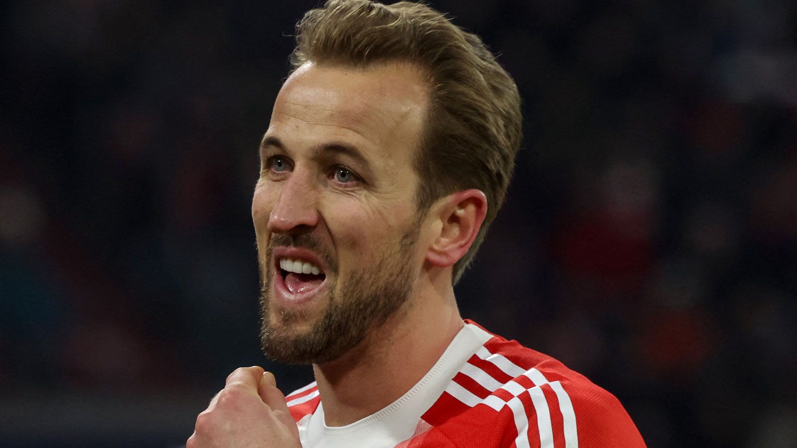 Jetzt zieht eine deutsche Rap-Legende ein! Harry Kane schaute sich nach ...