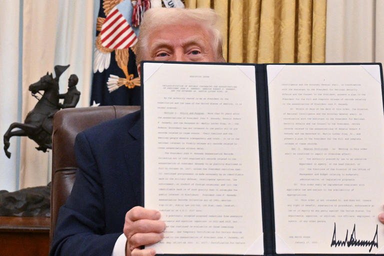 Trump declassifies JFK and MLK Jr. assassination files: "Everything ...