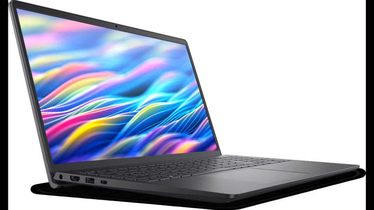 Under $500 for this Dell 15″ laptop with Core i5 and 16GB RAM
