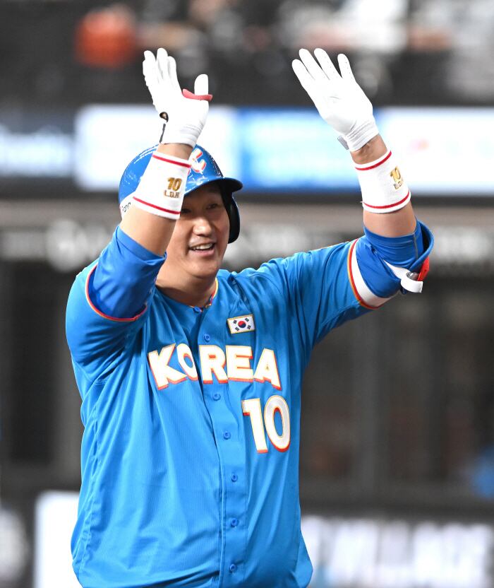 Lee Dae-ho joins Chungshan Brothers as hitting coach