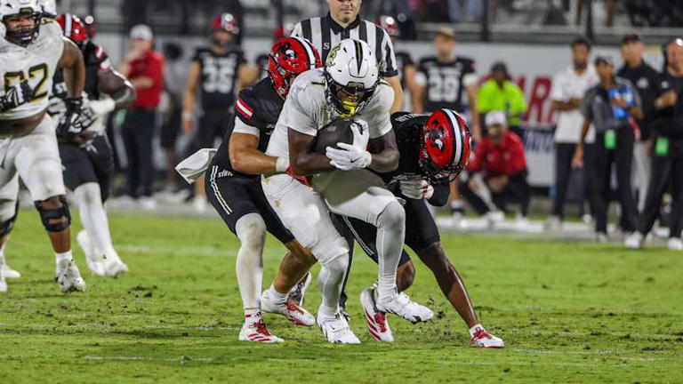 Pitt to host UCF transfer TE