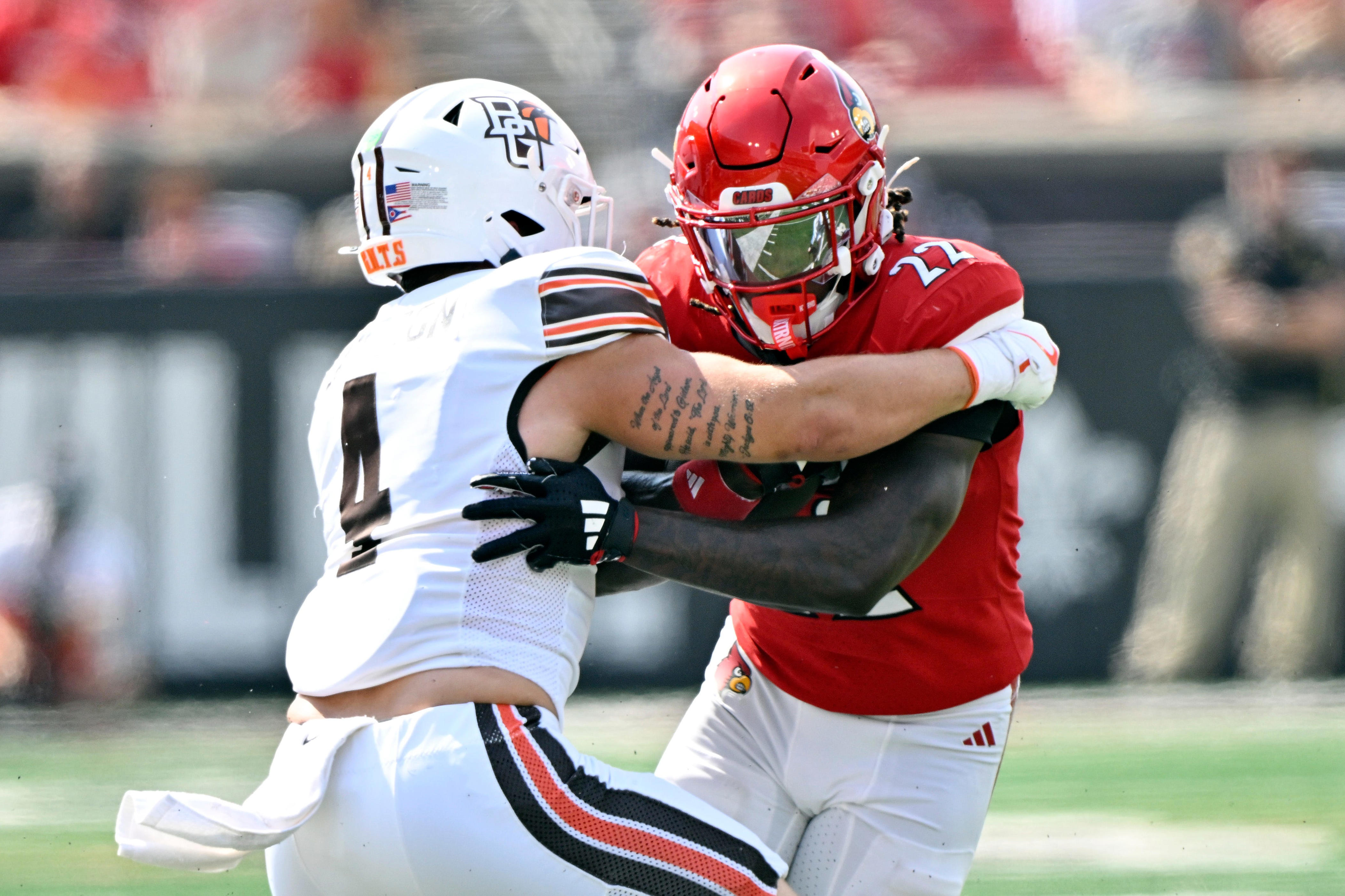 Colorado football offers top Group of Five inside linebacker