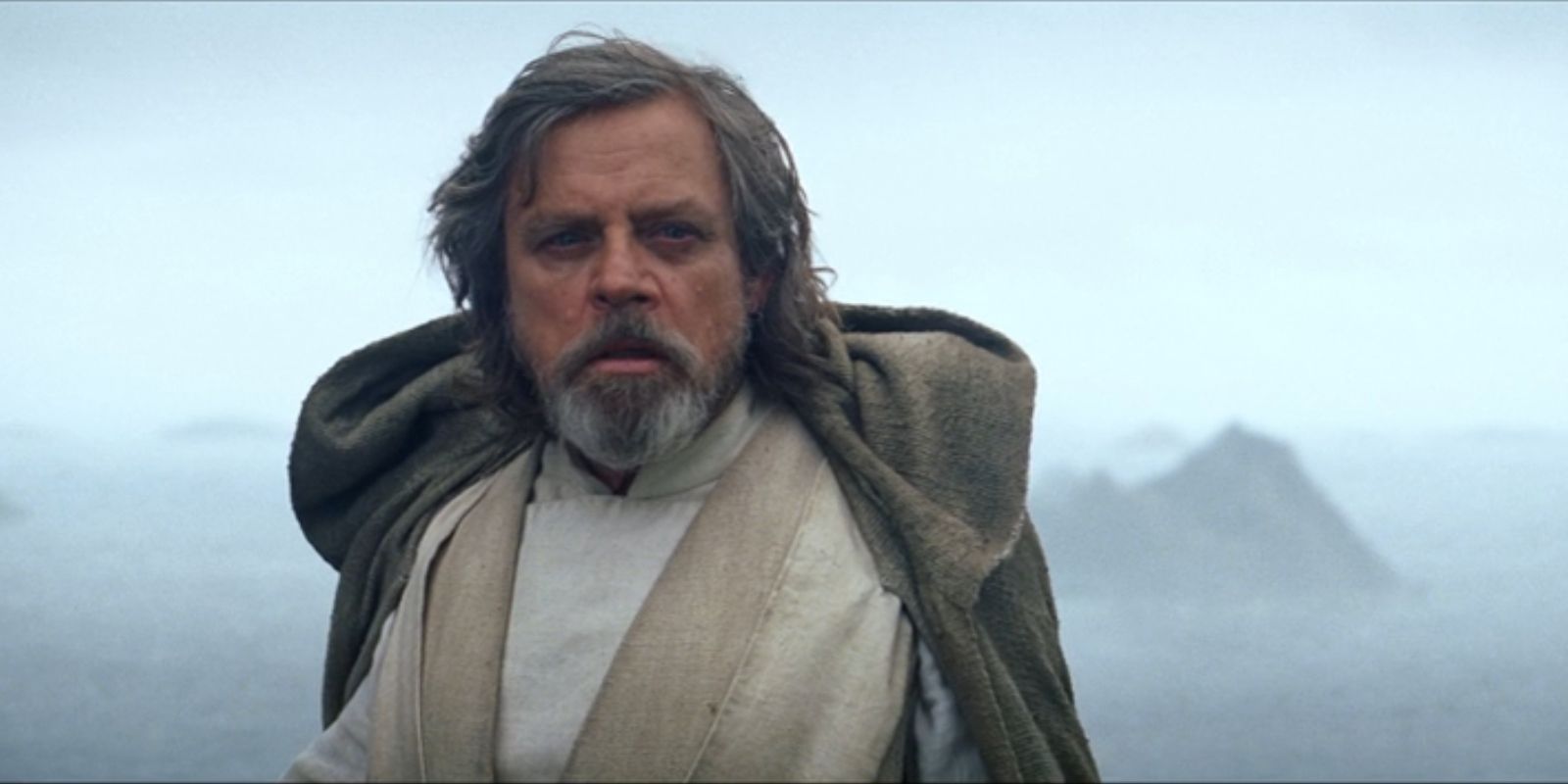 Luke Skywalker was supposed to have a larger role in ‘The Force Awakens ...